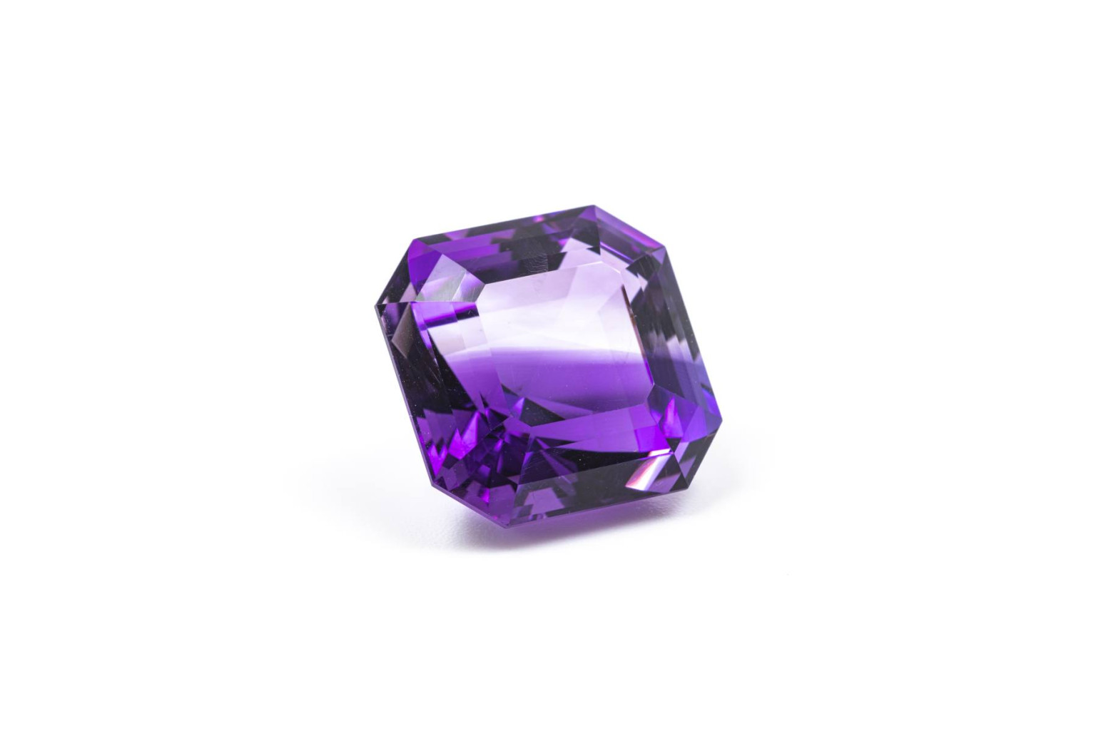 Buy Gemstones Online: Loose Natural Gems with Certificate